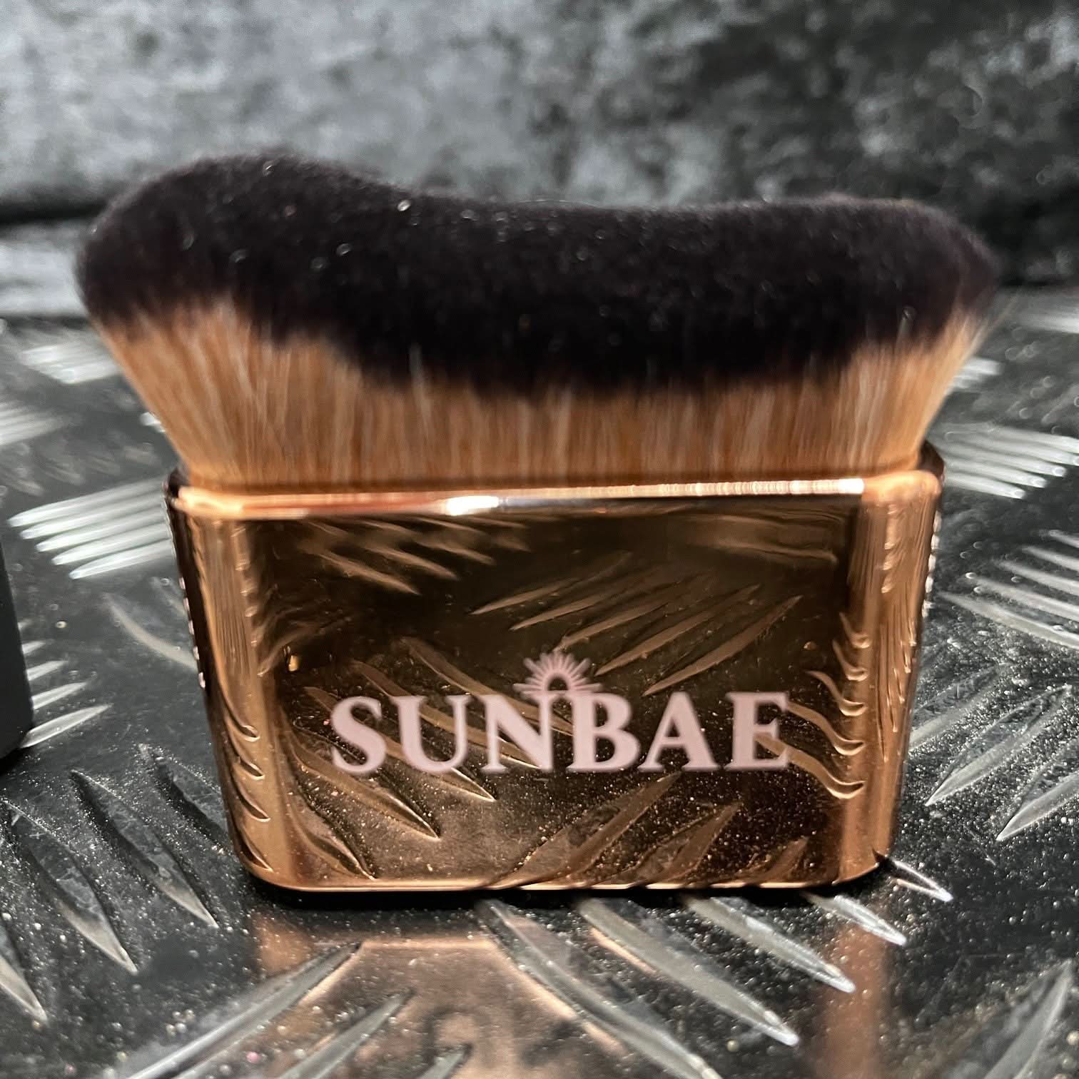 'NO TOUCH' Sunbae Sensory & Sunscreen / Cream Application Brush — Kaiko ...