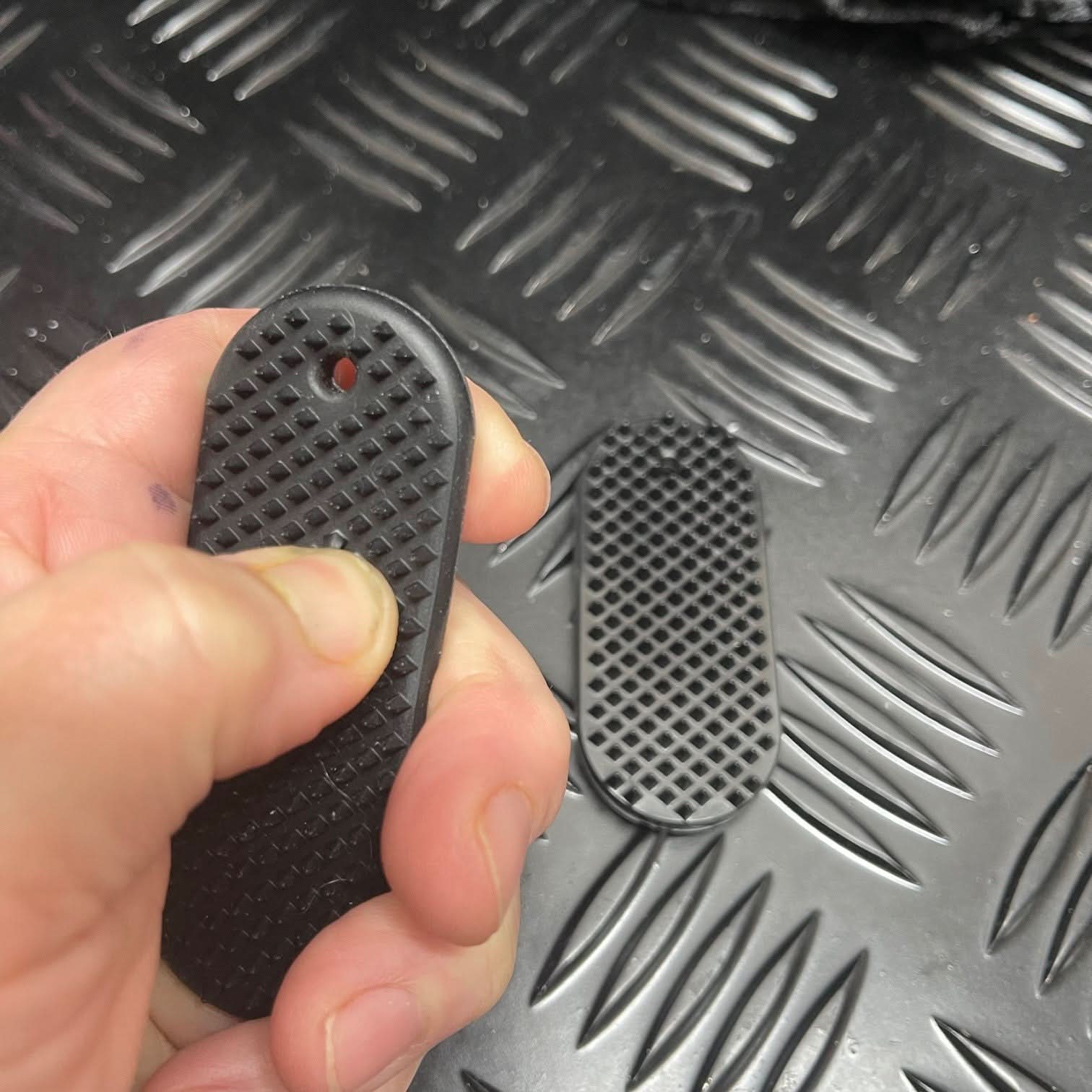 Spikeyring with Dual Pads by Kaiko - Ouch without Harm & Picking Suppo ...