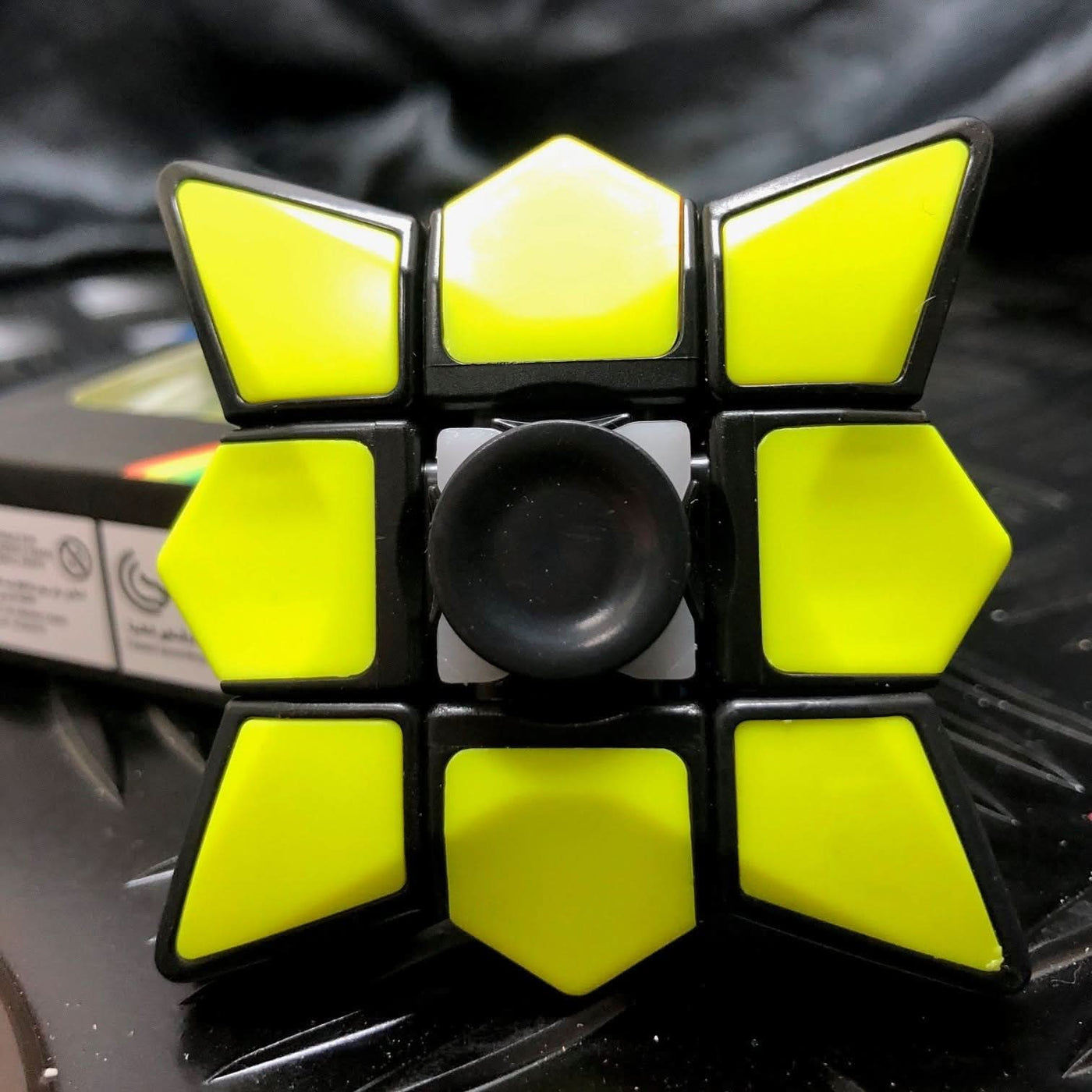 Yellow & White Cube Spinner — Kaiko Fidgets Australia Pty Ltd